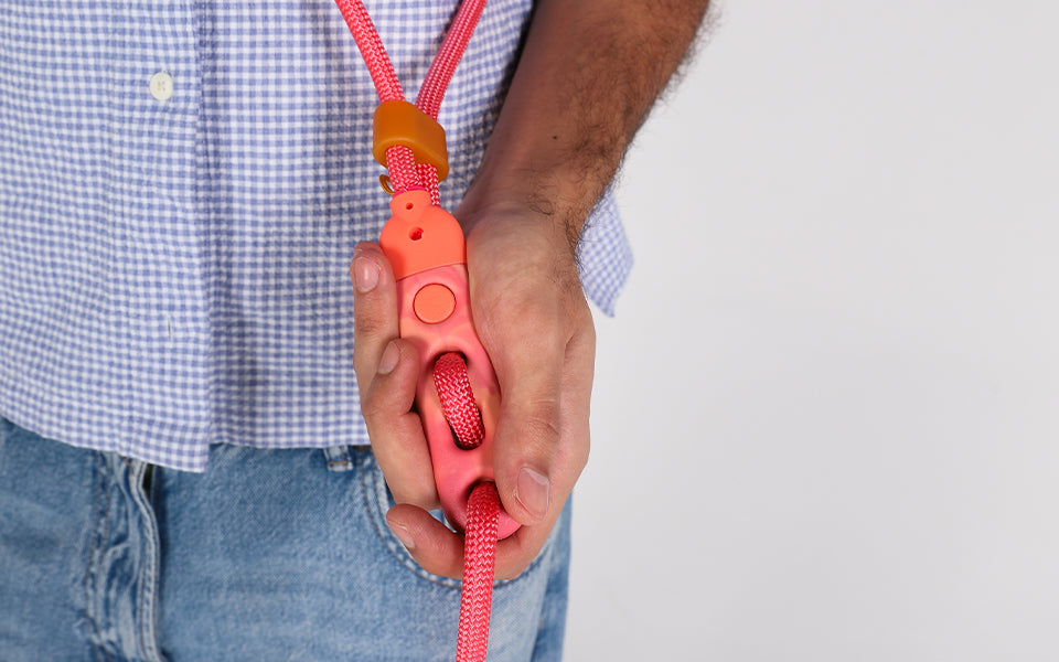 Hands-Free Dog Leash – Waist & Crossbody Adjustable – Zee.Dog Gazelle Pink
